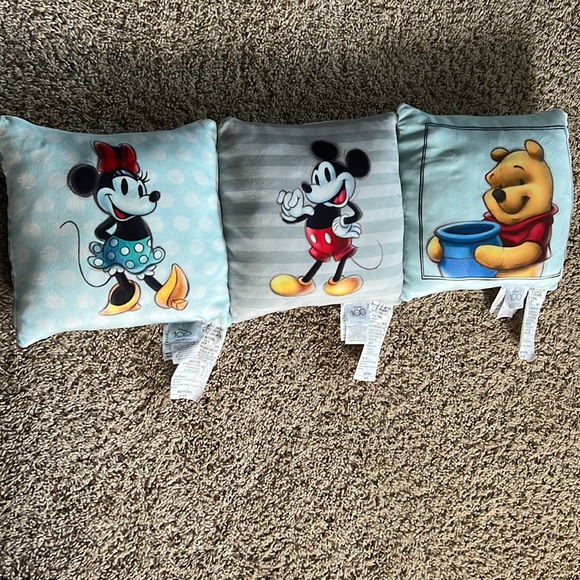 Disney | Bedding | Brand New Limited Edition Disney0 Pillow Set Mickey ...